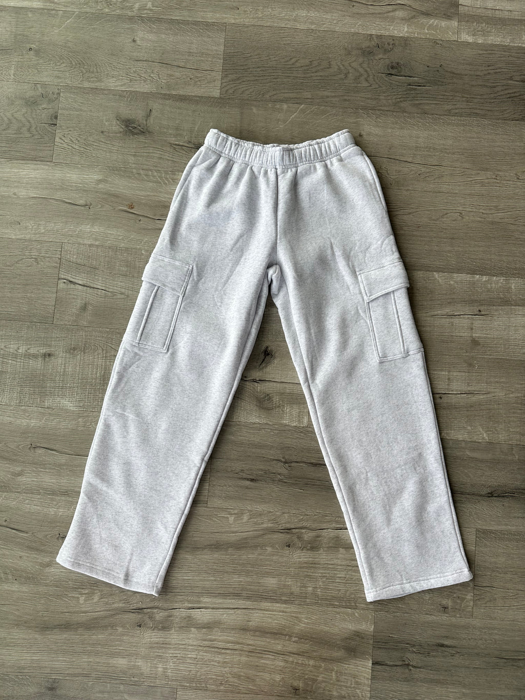 Regular Staple Ash Cargo Sweatpants – Drift Clothing Co.